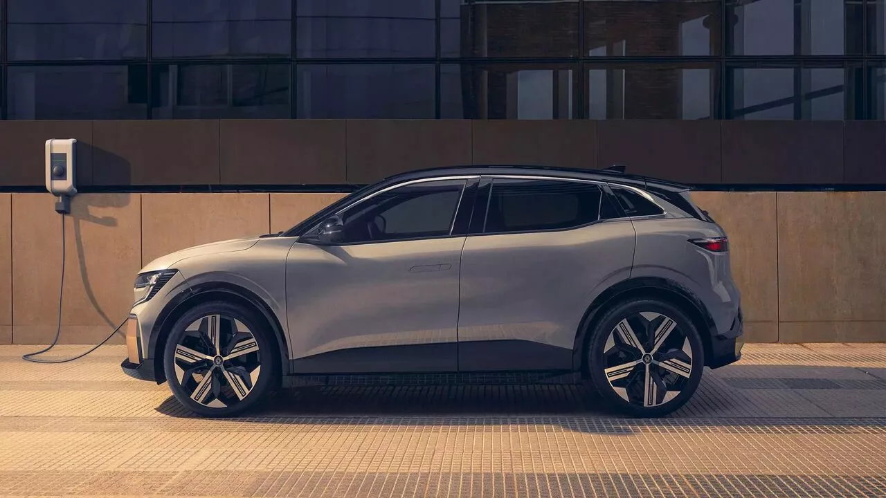100% electric E-Tech – Renault