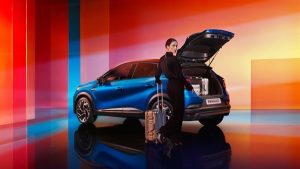 INTERIOR SPACE AND DIMENSIONS – Renault